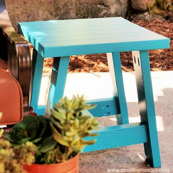 25 Free DIY Outdoor Table Plans (Build You Own Patio Table) - DIY Cozy Home